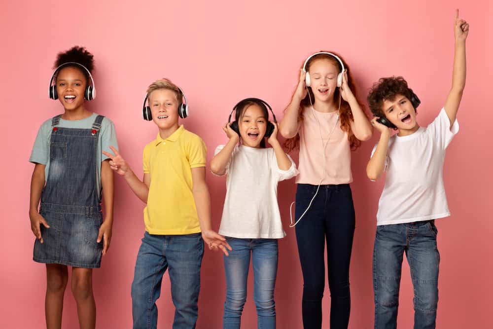 Best MP3 Players for Kids 2021: Sonic Youth - LittleOneMag